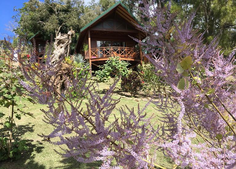 5 Unique Places to Stay in New Caledonia - This Will Help You Decide ...